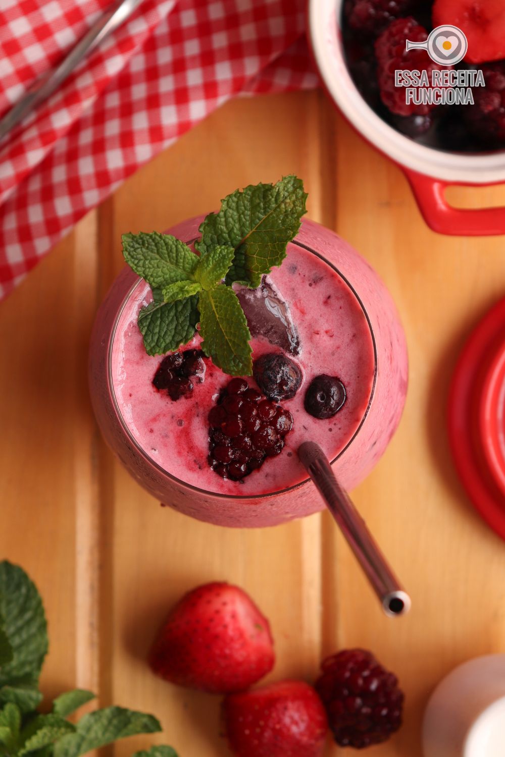 Smoothie de frutas vermelhas | Essa Receita Funciona
